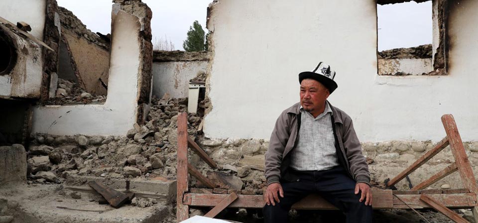 El agua enfrenta a tayikos y kirguises – Eolapaz